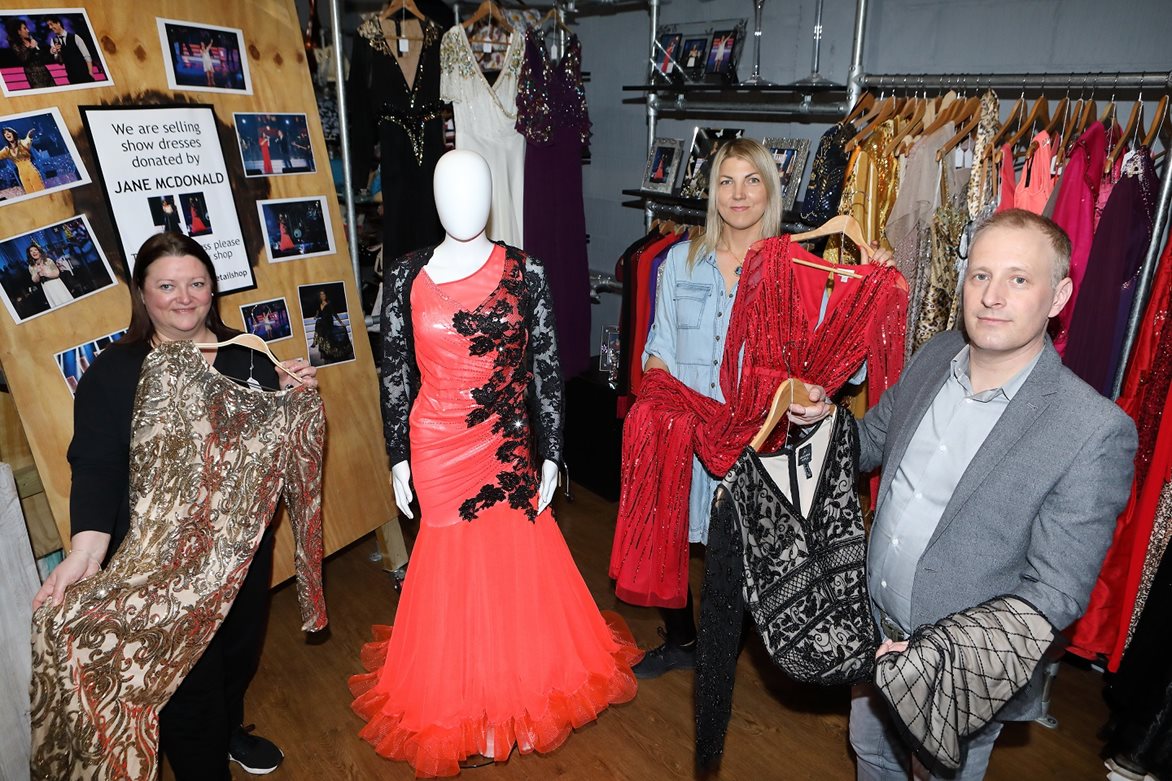 Jane McDonald donates show dresses to Wakefield Hospice - Wakefield Hospice